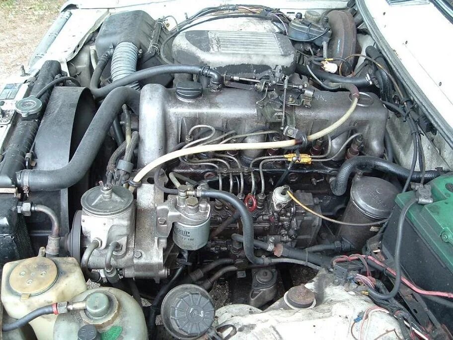 Motor Mercedes OM 616 2.4: ficha tecnica, problemas y tuning