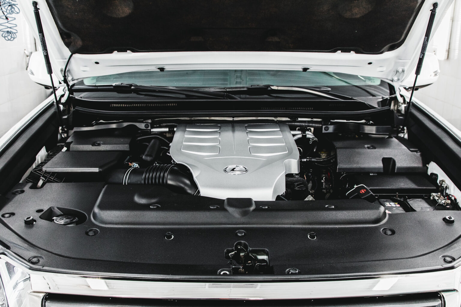 Motor Toyota 1UR-FE 4.6: ficha tecnica, problemas y tuning